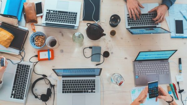 ¿Qué son las FAANG? Son las cinco empresas tecnológicas | Self Bank